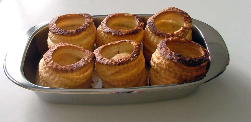 Les Plats à four en inox avec couvercle - Baumstal