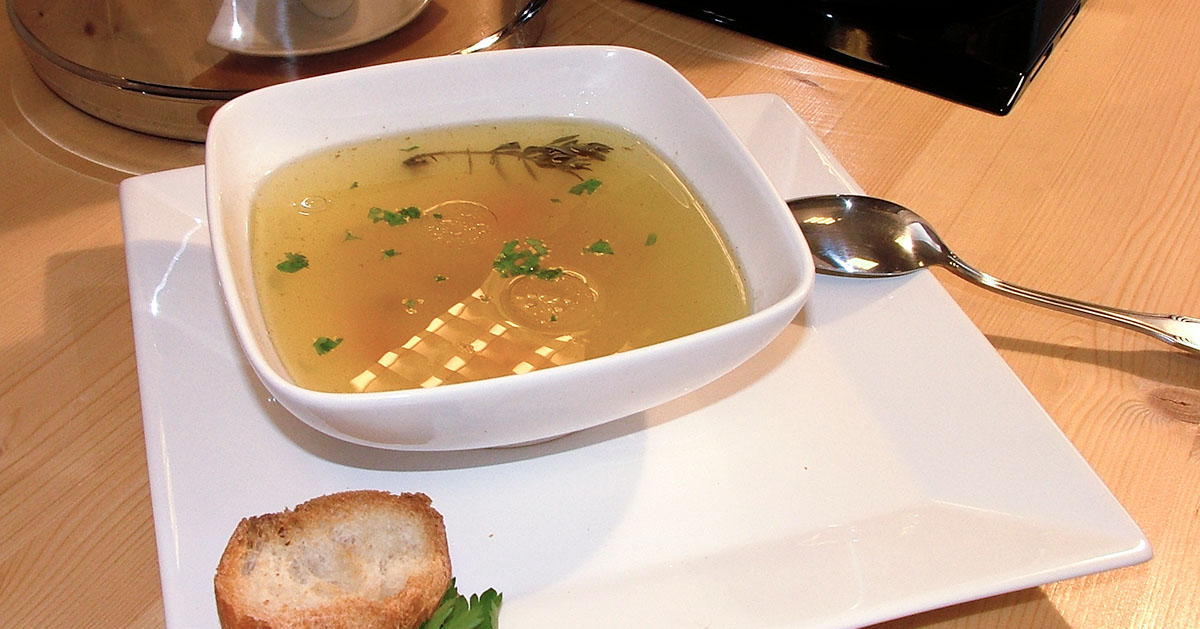 Le bouillon souriant - une infusion de nutriments - Baumstal